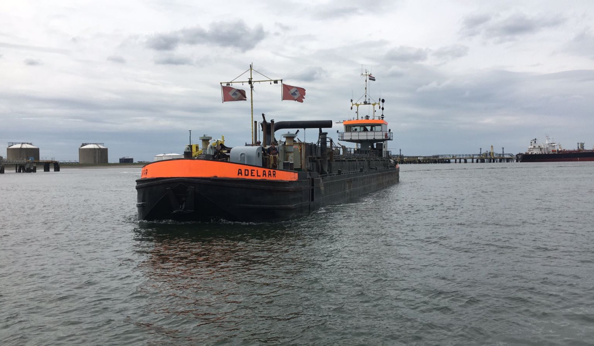 Adelaar • Dutch Dredging