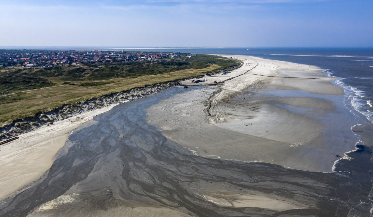 Beach Nourishment Wadden Island Langeoog • Dutch Dredging